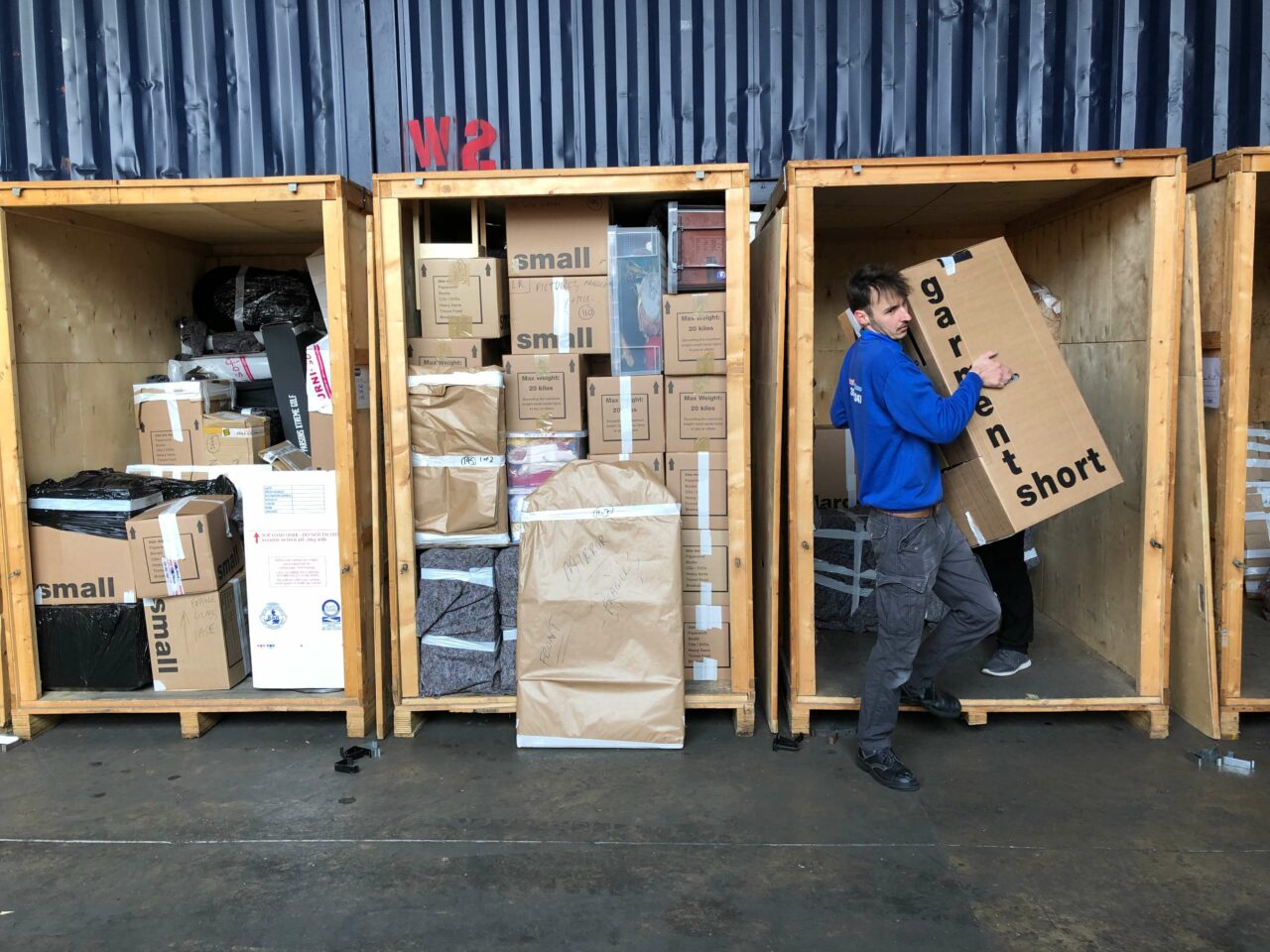 How to Use Storage When Downsizing - Happy 2 Move