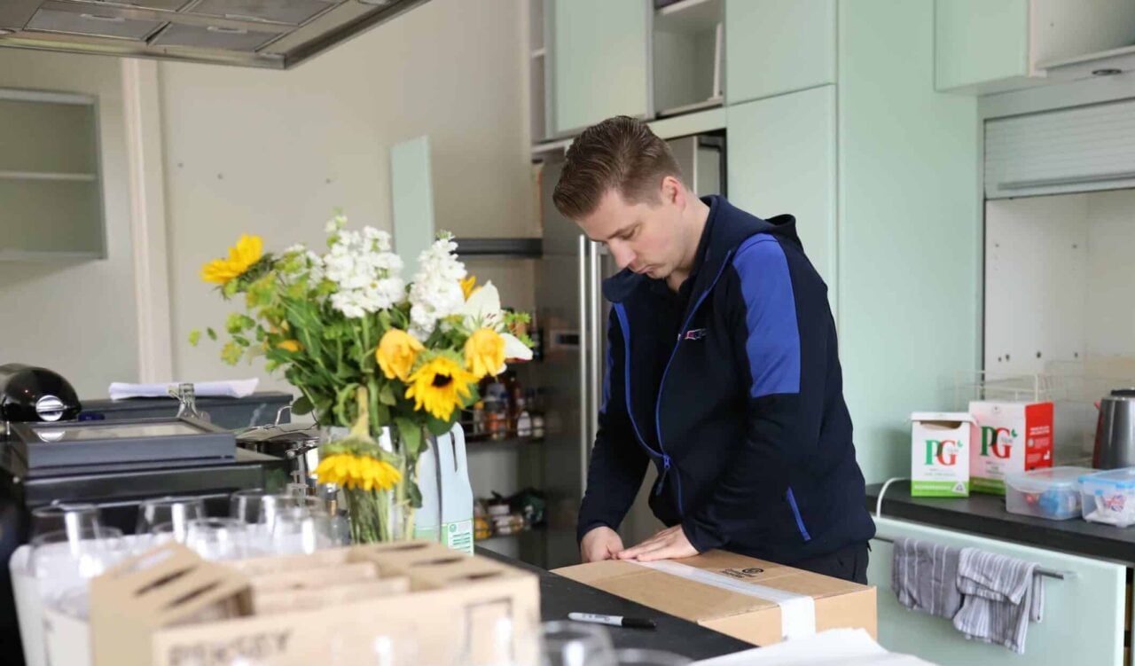 Packing Service in London | Packers and Movers - Happy2Move